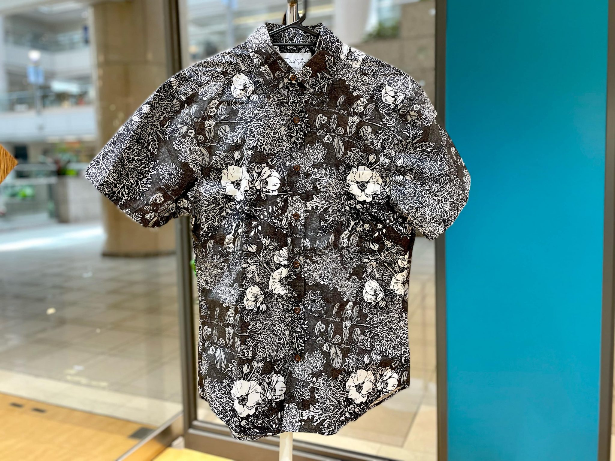 David shepard『Puakala Grey Men’s Aloha Shirt』 - 海をテーマにしたアートを扱うアートギャラリー ...